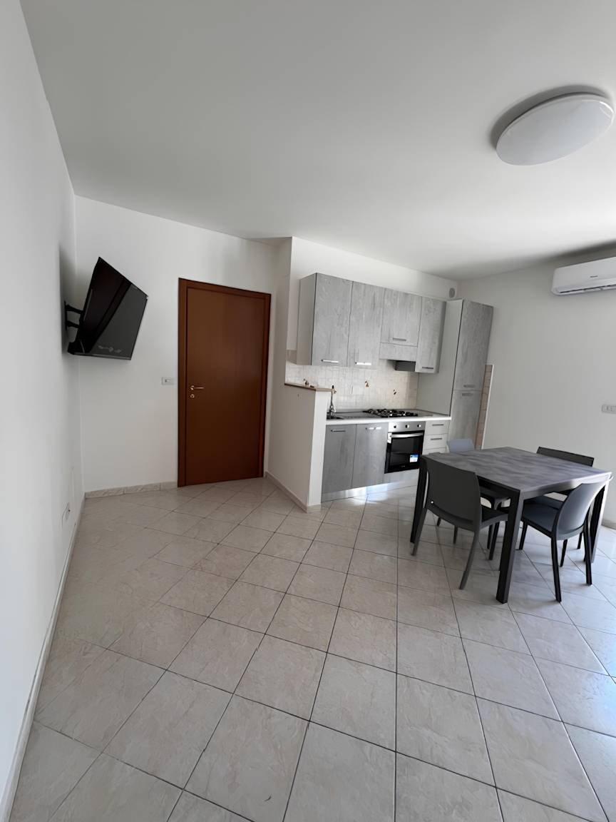 Appartamento Vacanza ∙ 2 Camere Da Letto ∙ 6 Ospiti - Roseto degli Abruzzi