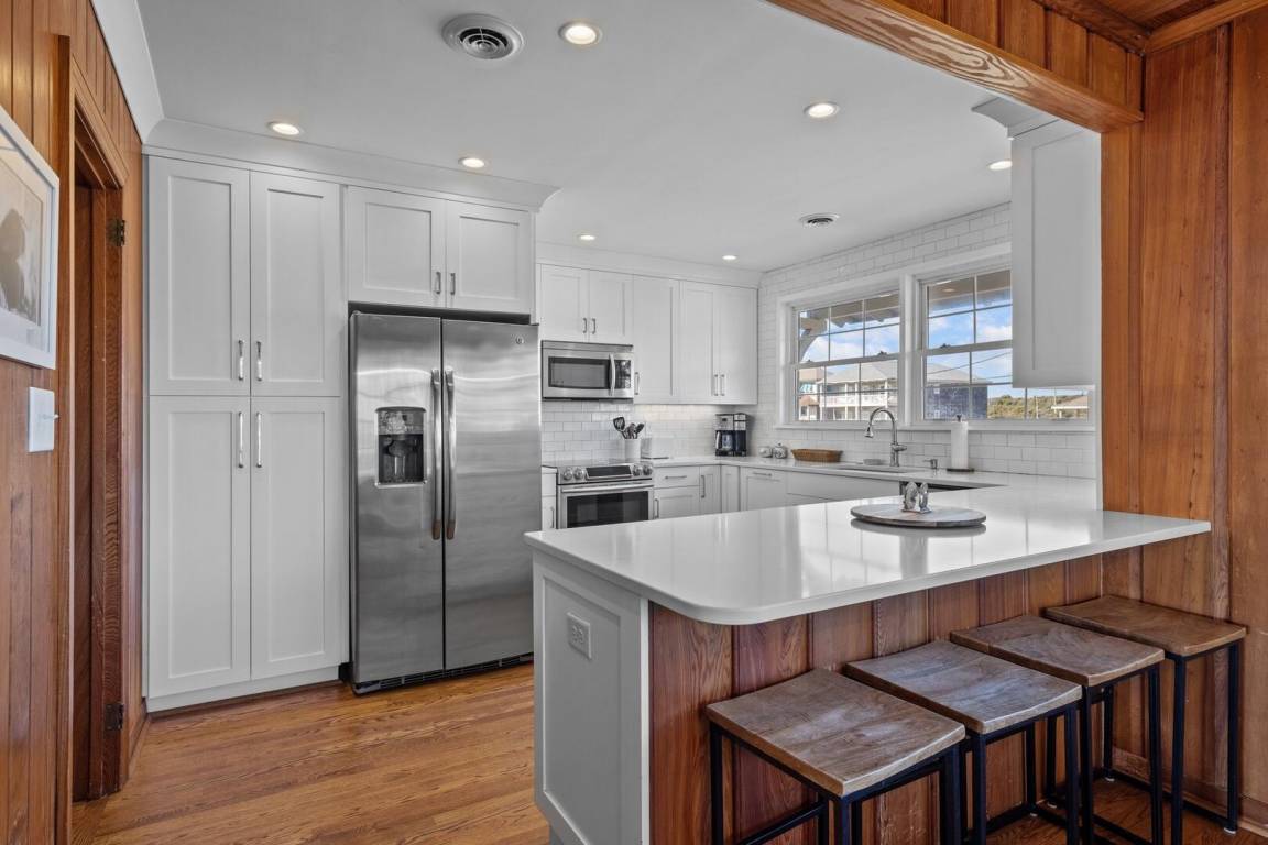 House ∙ 5 Bedrooms ∙ 12 Guests - Atlantic Beach, NC
