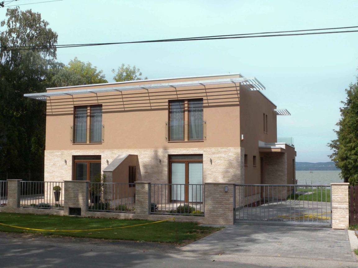 100 M² Ferienhaus ∙ 3 Schlafzimmer ∙ 6 Gäste - Balatonszárszó