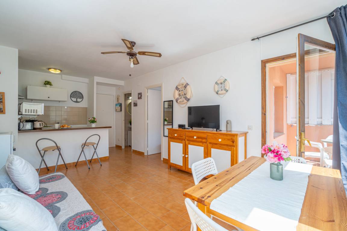 39 M² Apartment ∙ 1 Bedroom ∙ 4 Guests - Empuriabrava