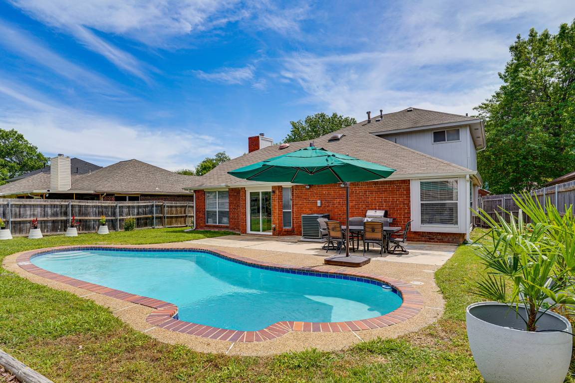 183 M² Ferienhaus ∙ 3 Schlafzimmer ∙ 8 Gäste - Arlington, TX