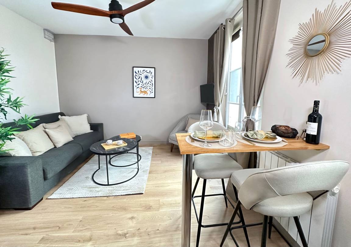 25 M² Studio ∙ 2 Personnes - ibis Styles Paris Eiffel Cambronne