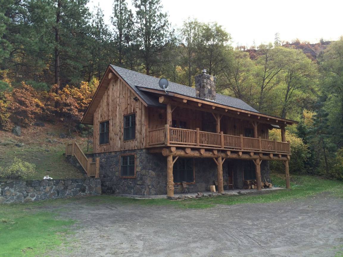 House ∙ 2 Bedrooms ∙ 9 Guests - White River Falls State Park, Maupin