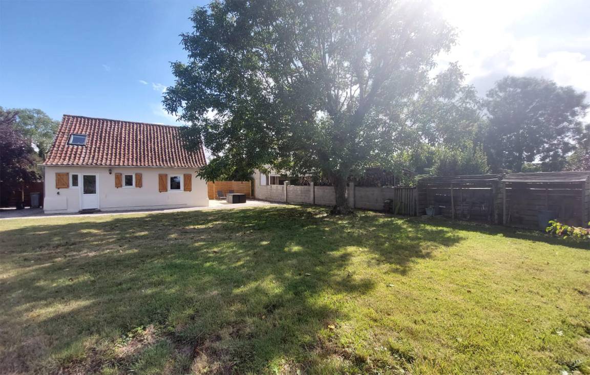 70 M² House ∙ 3 Bedrooms ∙ 6 Guests - Calais