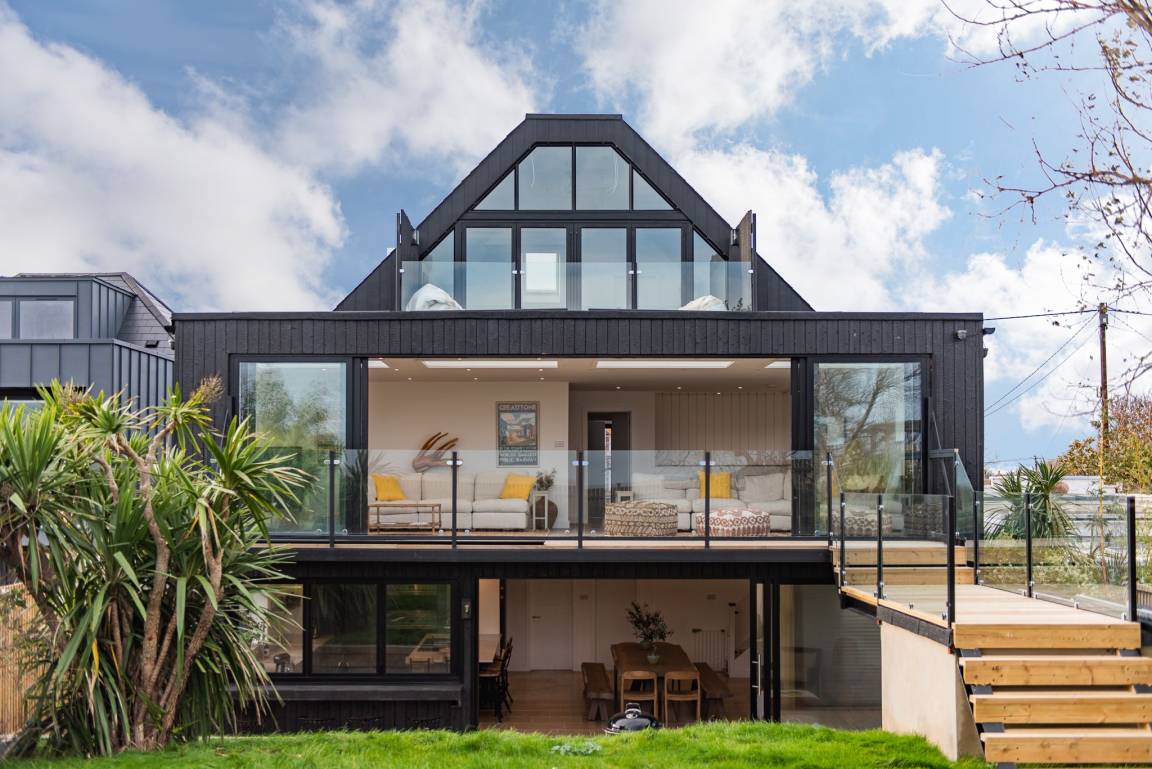 Cottage ∙ 6 Bedrooms ∙ 15 Guests - Camber Sands