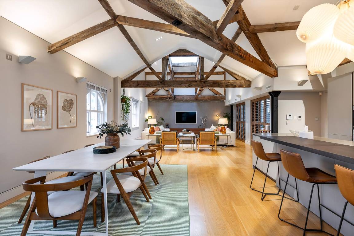 255 M² House ∙ 4 Bedrooms ∙ 8 Guests - Bloomsbury