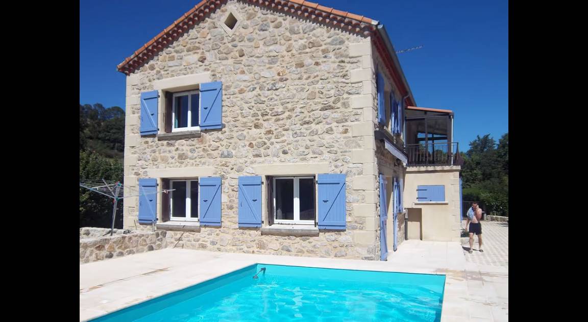 Gîte ∙ 2 Chambres ∙ 4 Personnes - Ardèche
