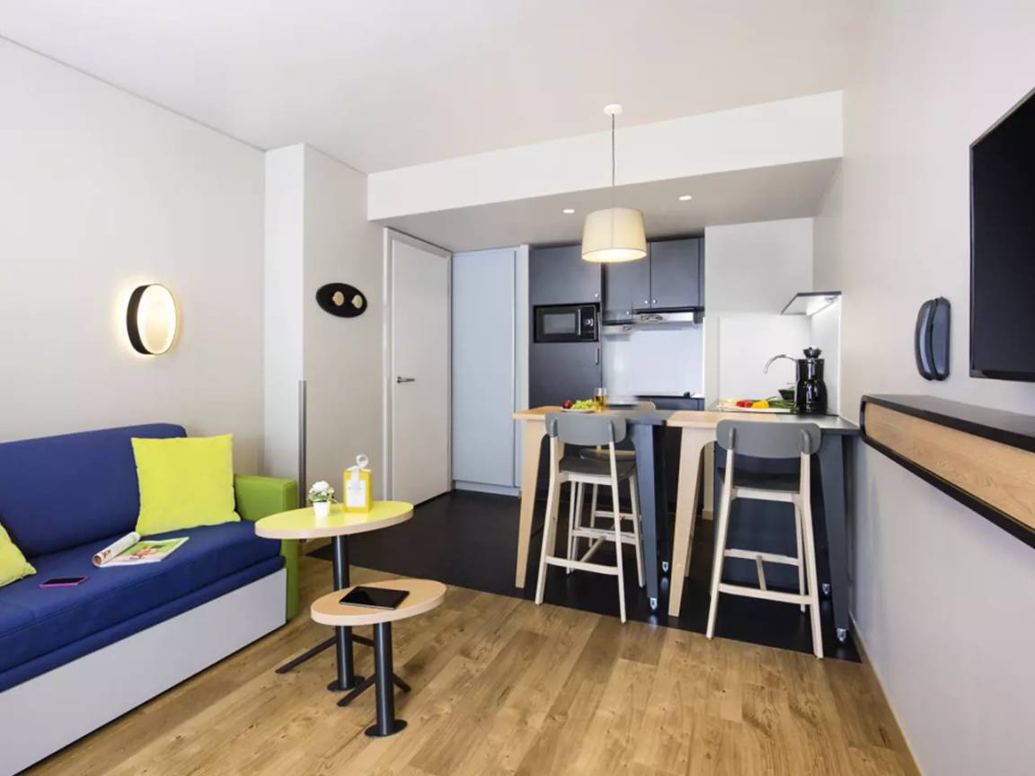 36 M² Ferienwohnung ∙ 1 Schlafzimmer ∙ 4 Gäste - Planegg