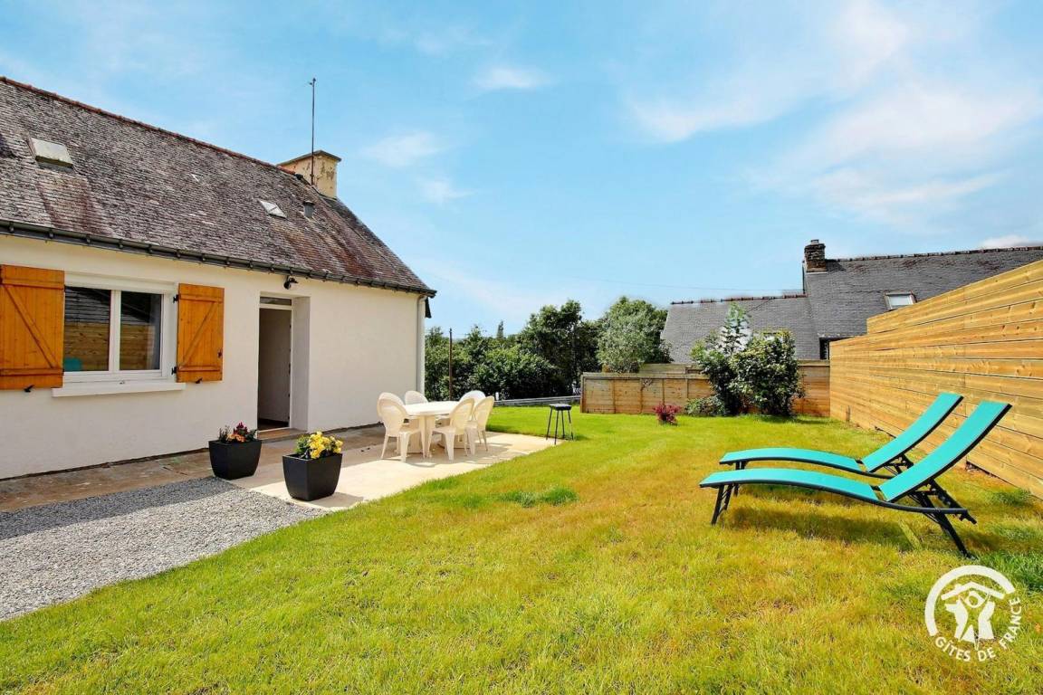 65 M² Gîte ∙ 3 Chambres ∙ 6 Personnes - Josselin