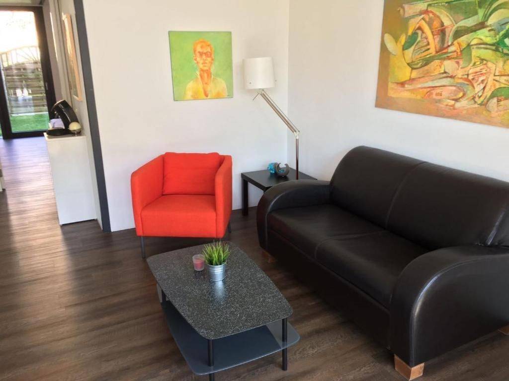 44 M² Ferienwohnung ∙ 1 Schlafzimmer ∙ 2 Gäste - Stetten