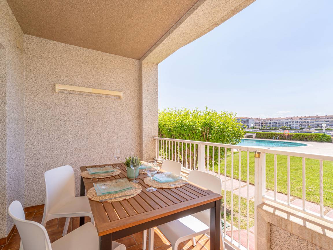 46 M² Apartment ∙ 1 Bedroom ∙ 4 Guests - Empuriabrava