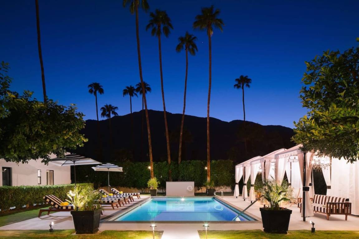 37 M² Hotel ∙ 7 Habitaciones ∙ 17 Huéspedes - Palm Springs