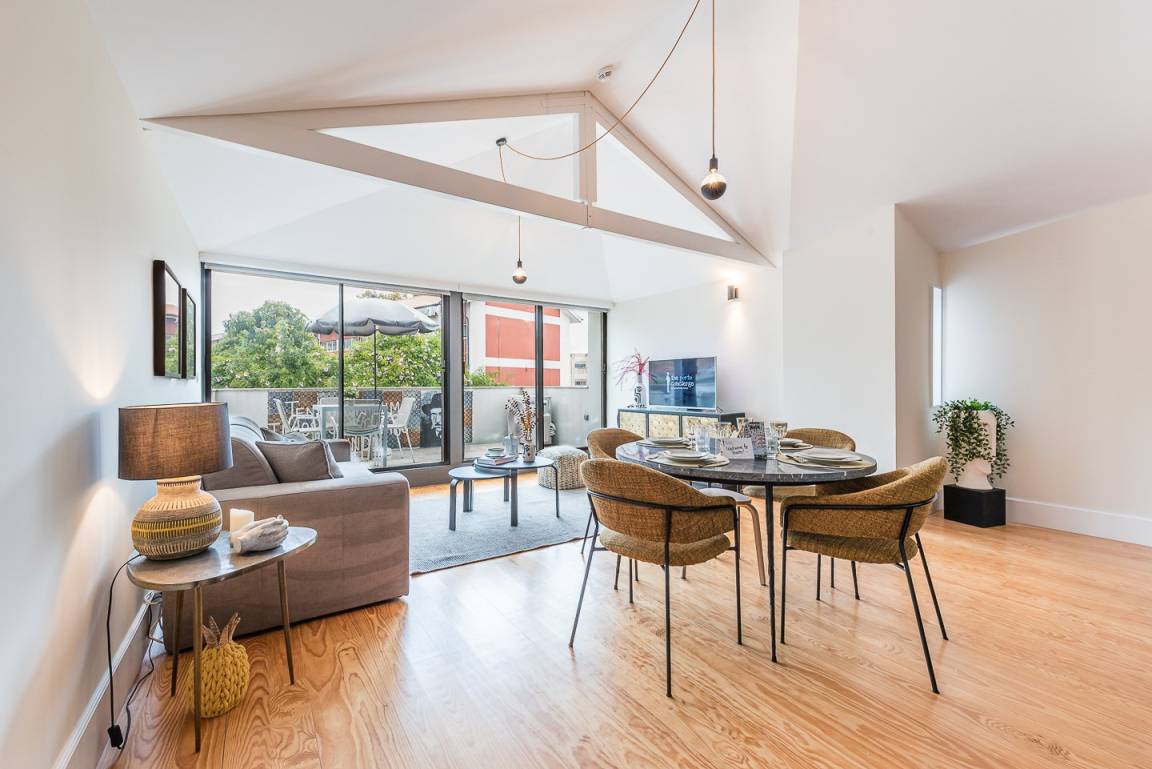 95 M² Apartamento ∙ 2 Quartos ∙ 6 Hóspedes - Porto