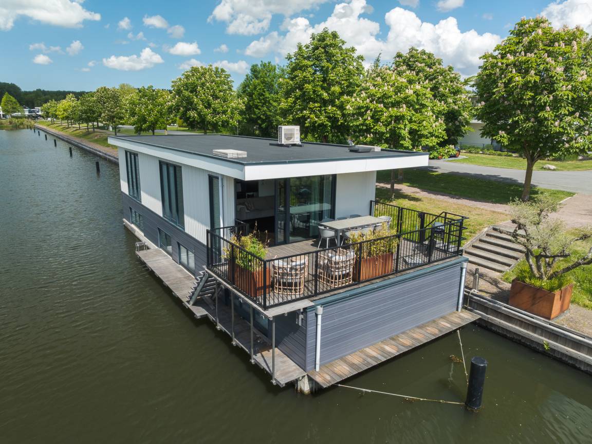 172 M² Huis ∙ 4 Slaapkamers ∙ 8 Gasten - Flevoland