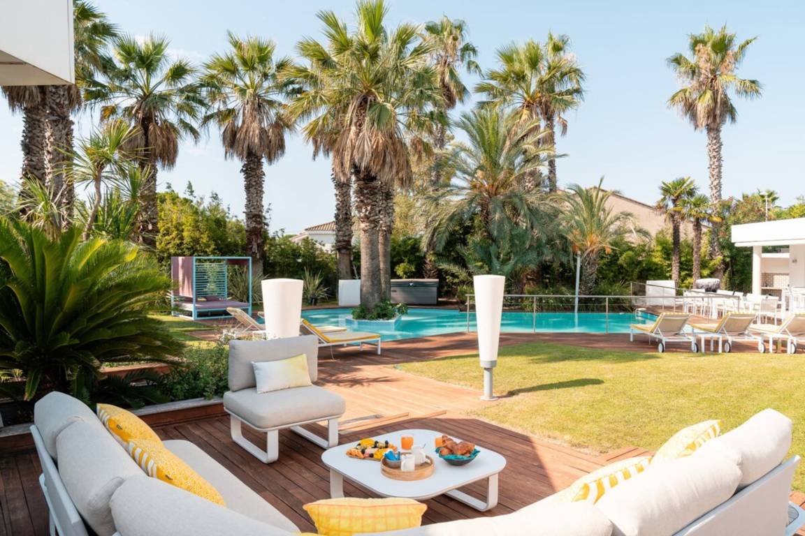 318 M² Appartement ∙ 8 Slaapkamers ∙ 16 Gasten - Agde