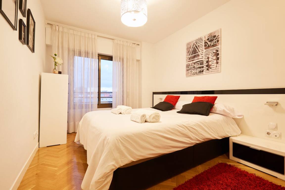 95 M² Appartement ∙ 2 Chambres ∙ 3 Personnes - Getafe