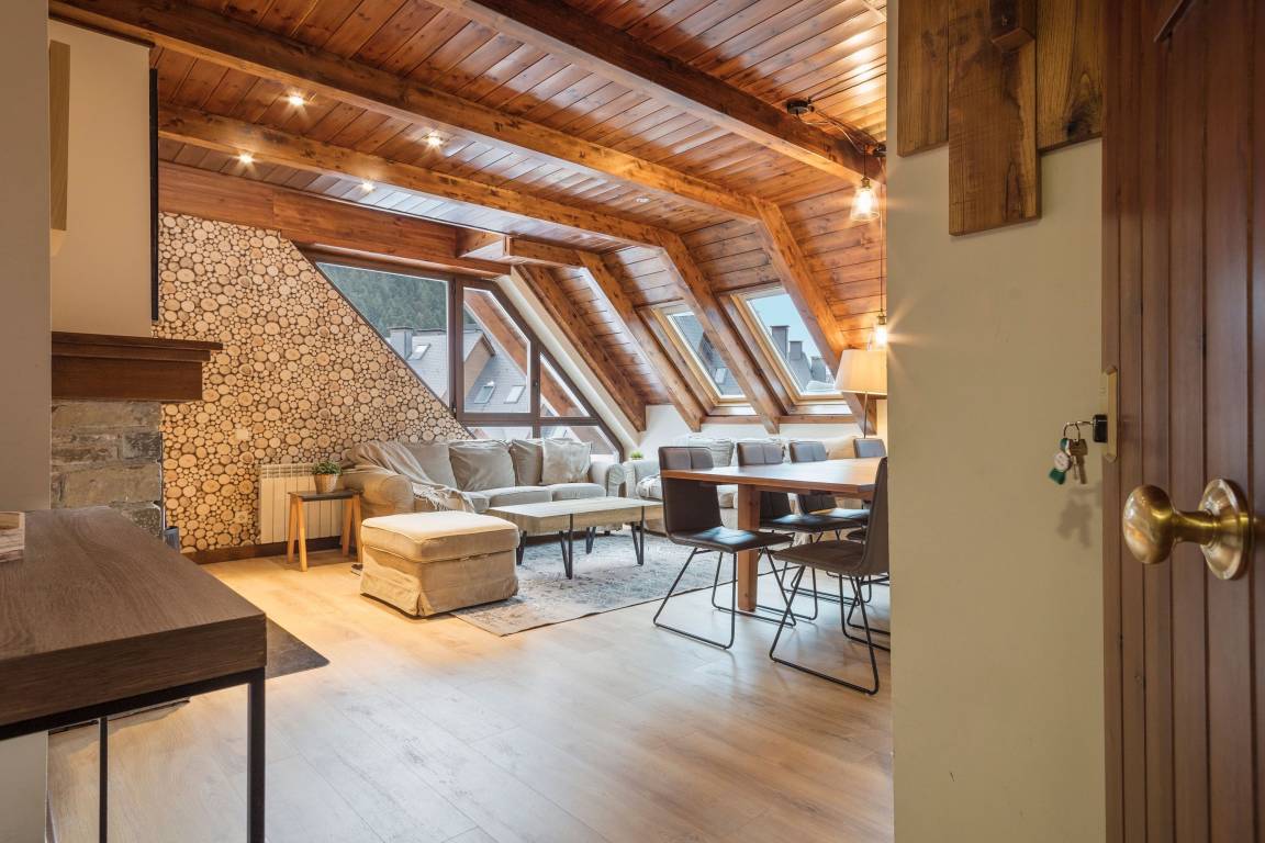 142 M² Apartamento ∙ 4 Habitaciones ∙ 10 Huéspedes - Baqueira