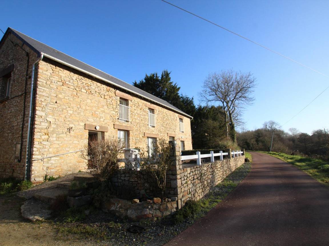 77 M² Cottage ∙ 3 Chambres ∙ 6 Personnes - Lessay