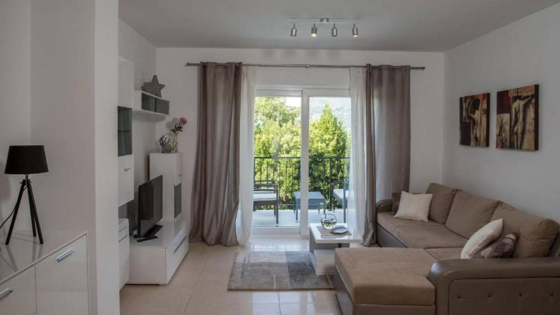 300 M² Ferienwohnung ∙ 5 Schlafzimmer ∙ 10 Gäste - Kroatien