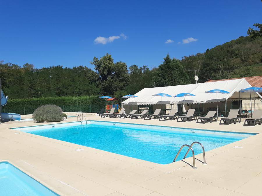 32 M² Mobil-home ∙ 2 Chambres ∙ 8 Personnes - Puy-de-Dôme