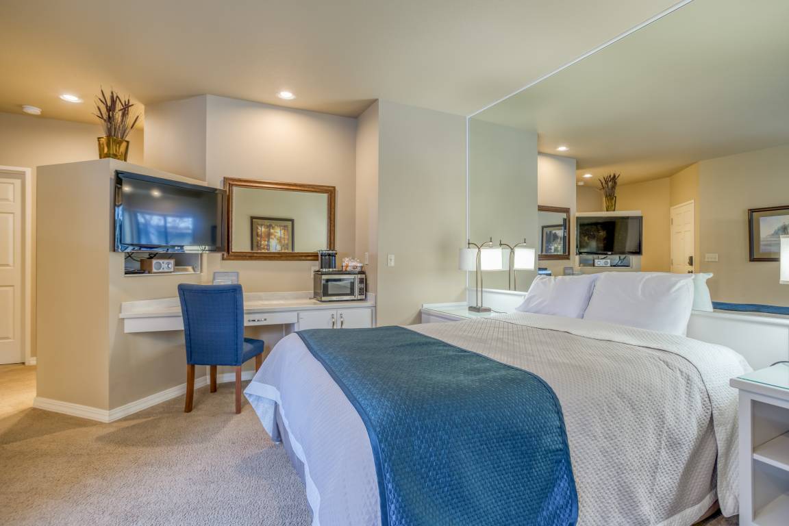 28 M² Hotel ∙ 1 Bedroom ∙ 2 Guests - Bend, OR