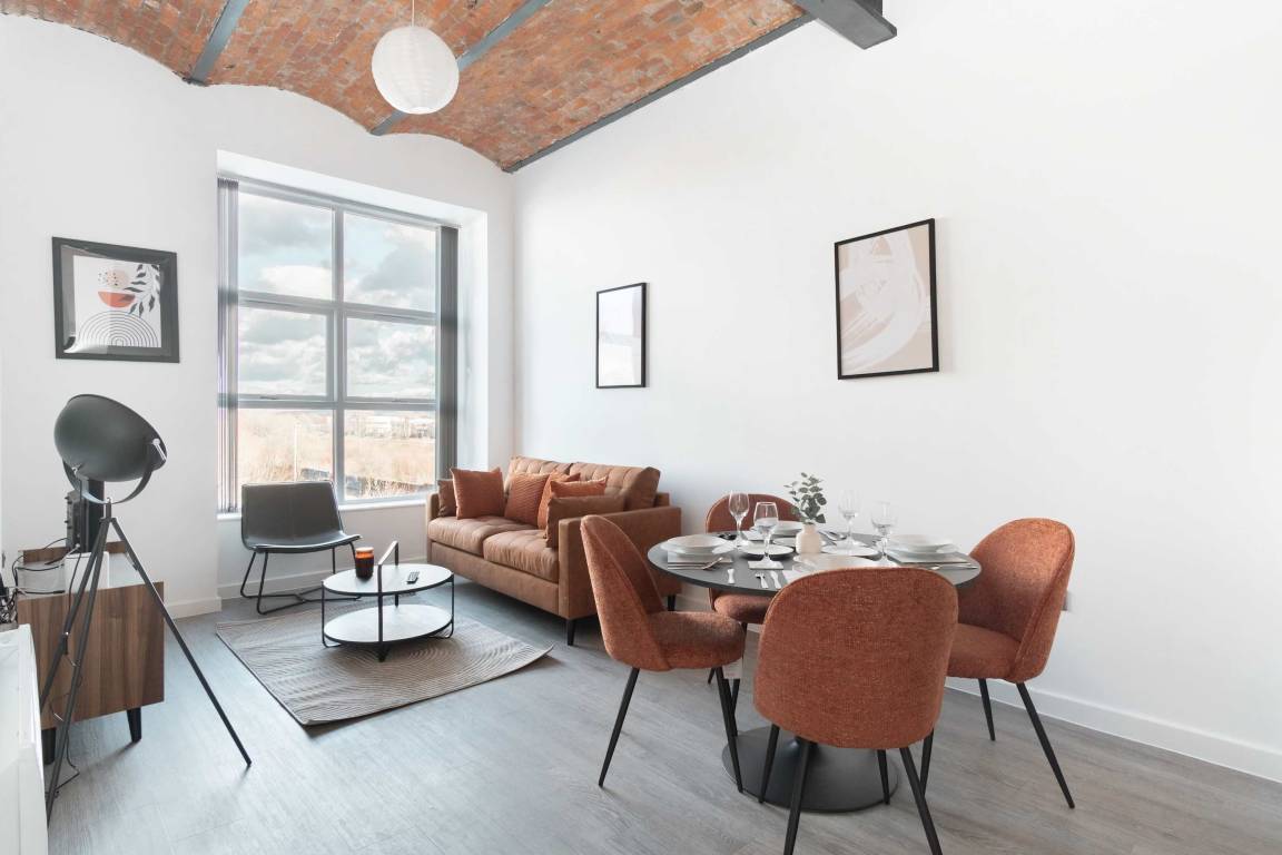Apartment ∙ 2 Bedrooms ∙ 4 Guests - Rochdale