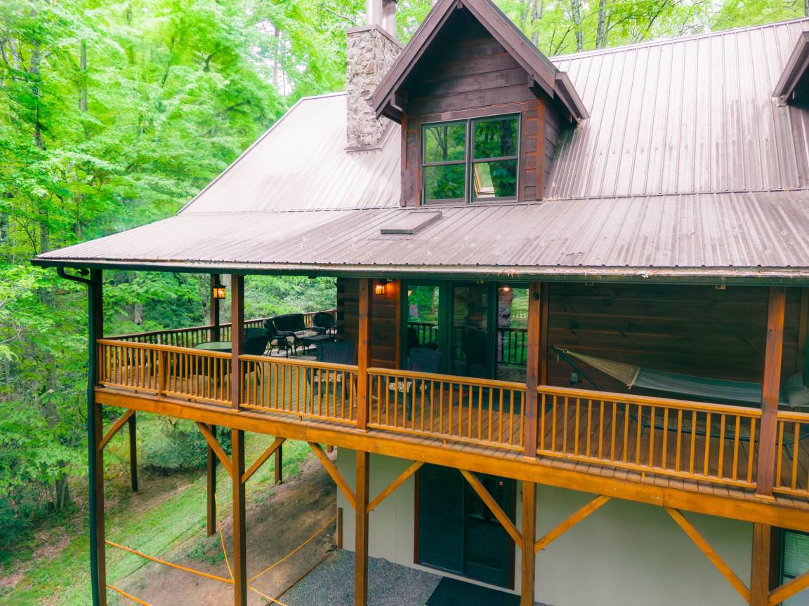 Cabin ∙ 2 Bedrooms ∙ 4 Guests - Valle Crucis, NC