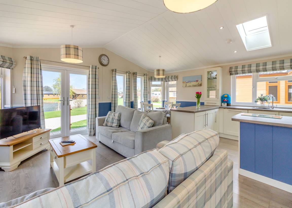 Chalet ∙ 2 Bedrooms ∙ 4 Guests - Lincolnshire