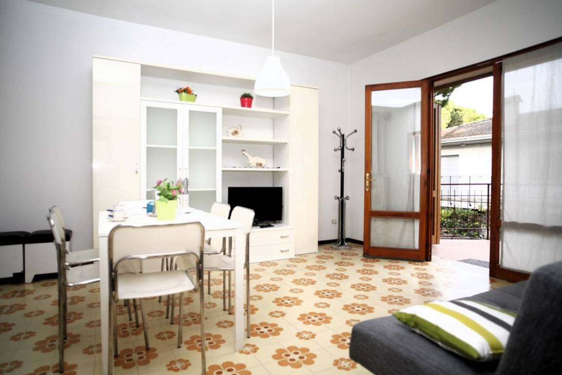 60 M² Villa ∙ 3 Bedrooms ∙ 6 Guests - Lignano Pineta