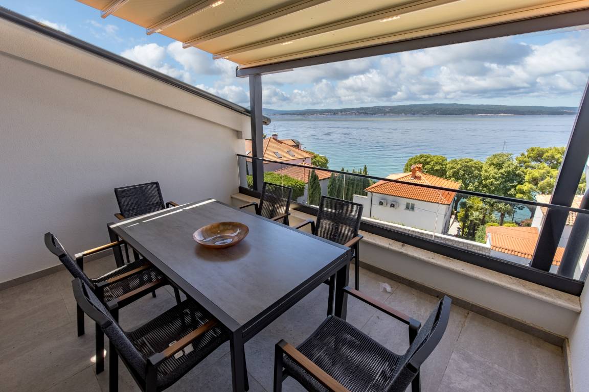 115 M² Apartment ∙ 3 Bedrooms ∙ 6 Guests - Crikvenica