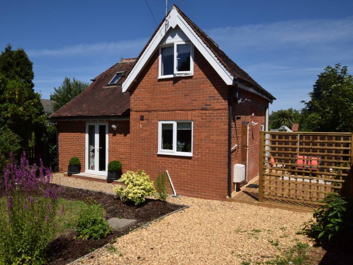 Cottage ∙ 2 Bedrooms ∙ 4 Guests - Lyndhurst