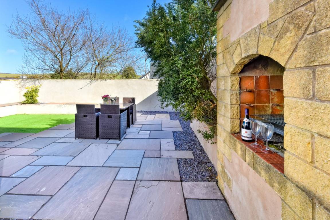 Cottage ∙ 5 Bedrooms ∙ 8 Guests - Abersoch