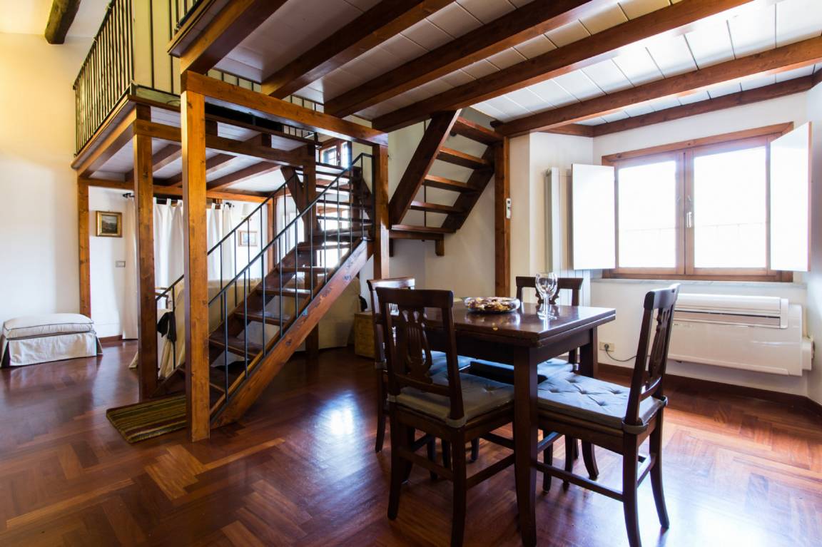 70 M² Apartment ∙ 2 Bedrooms ∙ 5 Guests - Rome