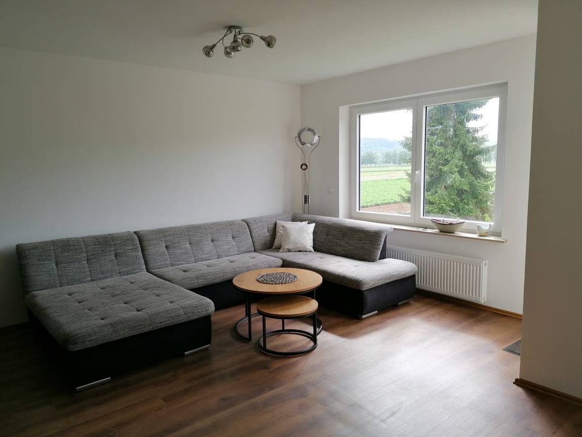 Ferienwohnung ∙ 2 Schlafzimmer ∙ 6 Gäste - Karlstadt