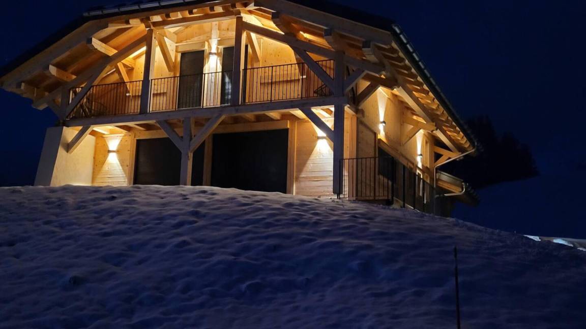 160 M² Chalet ∙ 4 Chambres ∙ 9 Personnes - Lac de Roselend