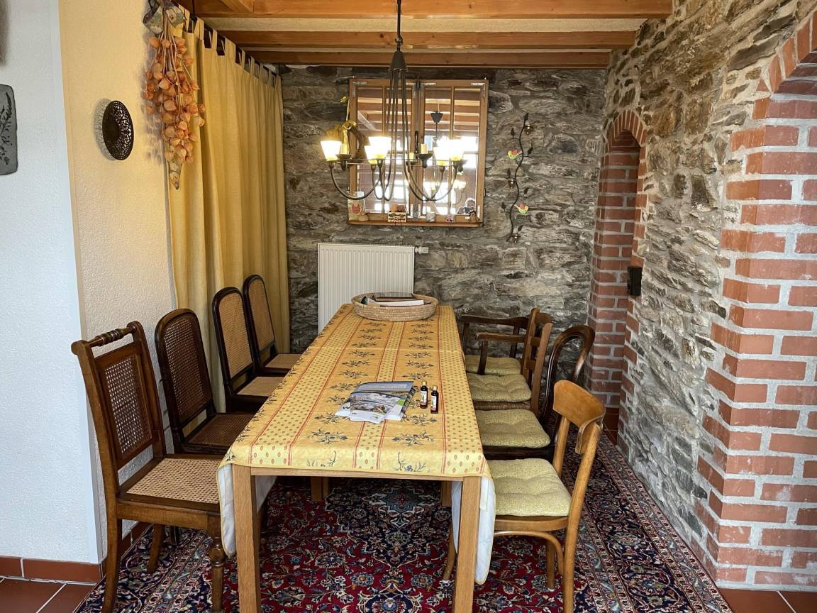 110 M² Ferienhaus ∙ 2 Schlafzimmer ∙ 6 Gäste - Hachenburg