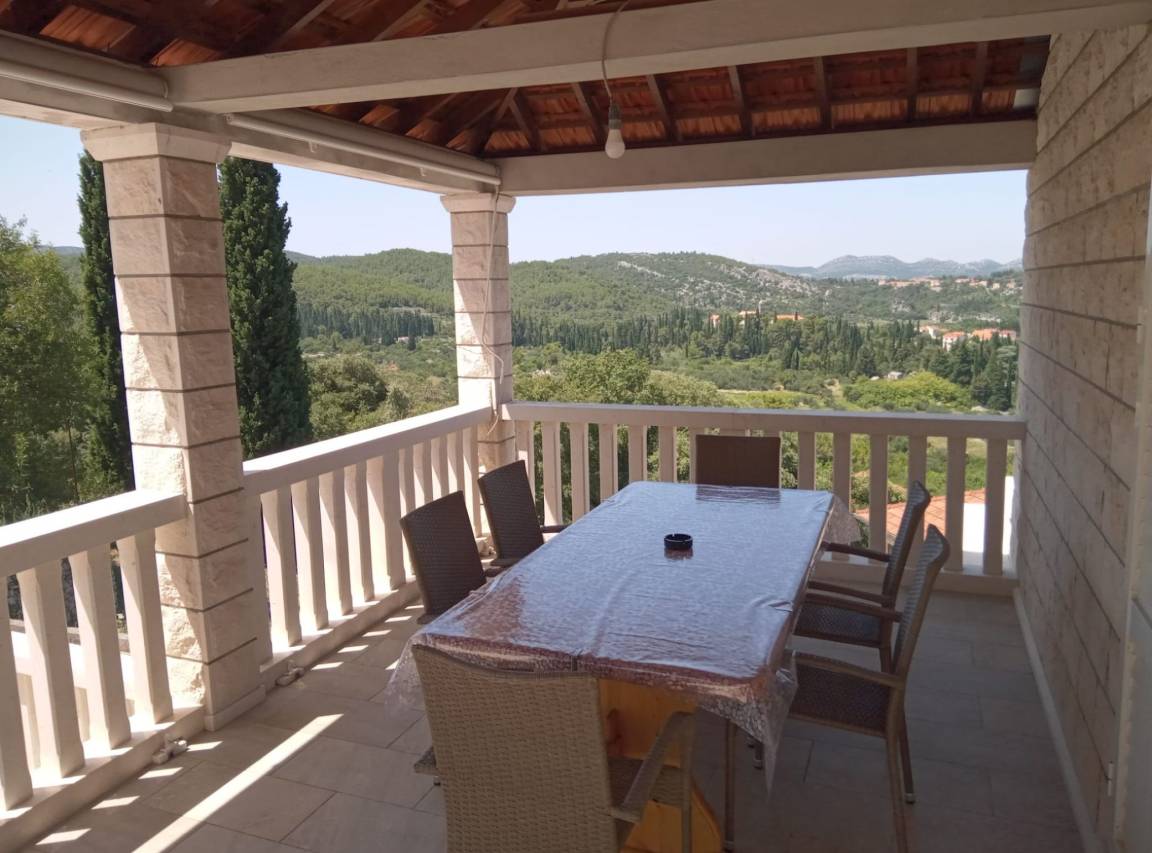 80 M² House ∙ 2 Bedrooms ∙ 6 Guests - Korčula Island