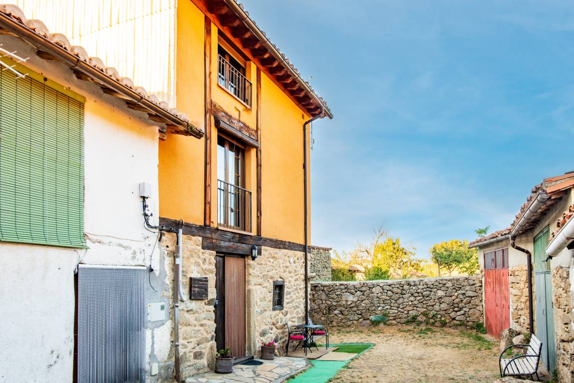 108 M² Casa ∙ 1 Habitación ∙ 2 Huéspedes - El Barco de Ávila