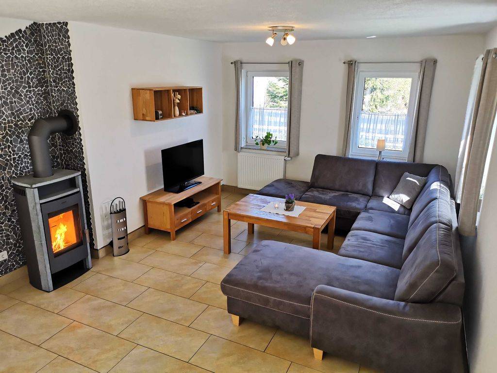 120 M² Ferienhaus ∙ 4 Schlafzimmer ∙ 10 Gäste - Rathen