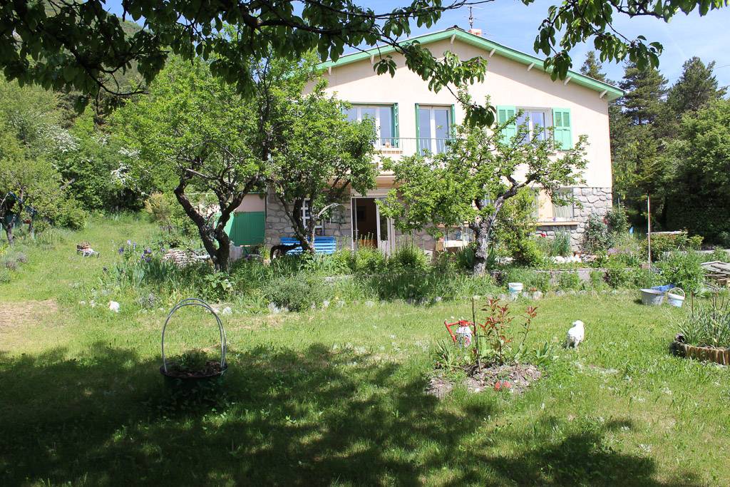 30 M² Gîte ∙ 1 Chambre ∙ 2 Personnes - Saint-André-les-Alpes