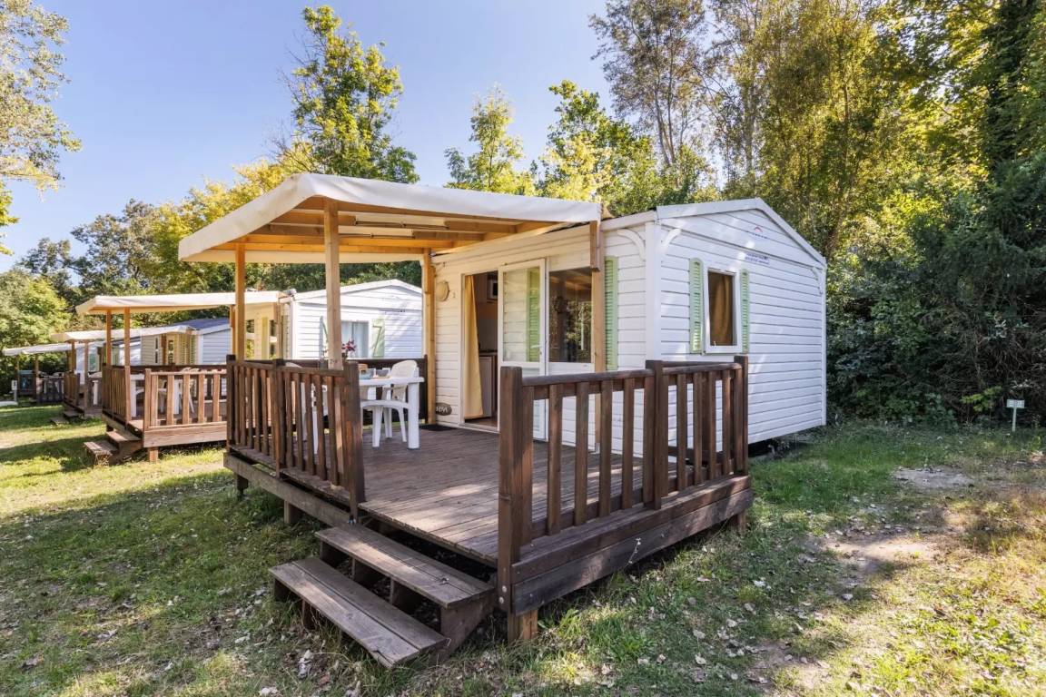 17 M² Mobil-home ∙ 1 Chambre ∙ 2 Personnes - Châtel-Guyon