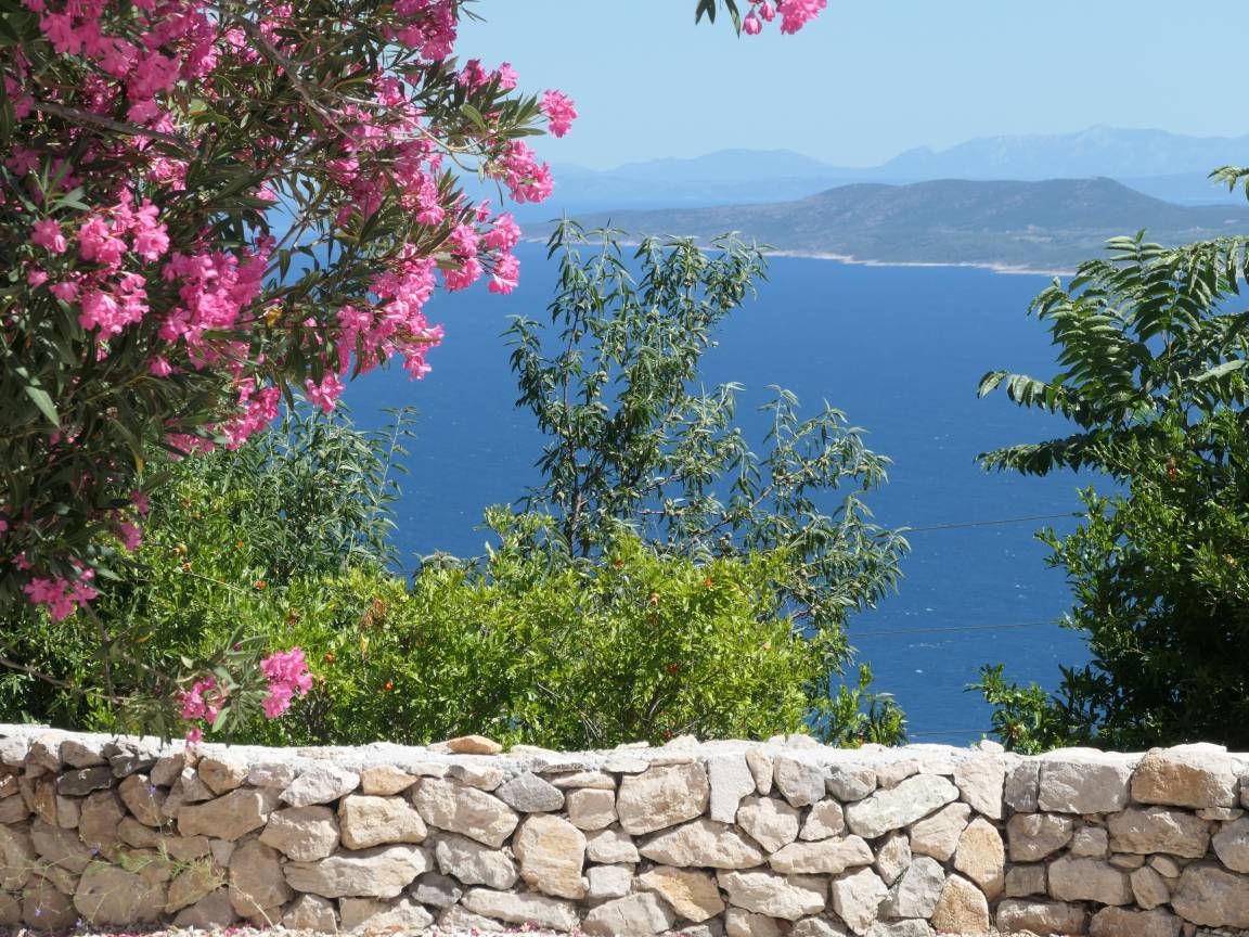 65 M² House ∙ 2 Bedrooms ∙ 5 Guests - Croatia