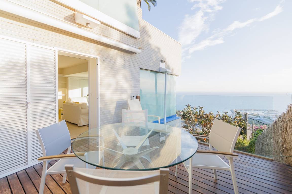 82 M² Apartment ∙ 2 Bedrooms ∙ 4 Guests - Sitges