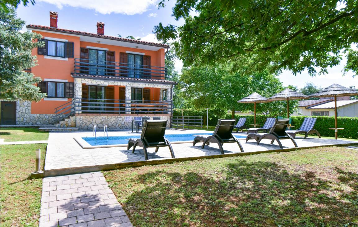 174 M² Ferienhaus ∙ 4 Schlafzimmer ∙ 8 Gäste - Kroatien