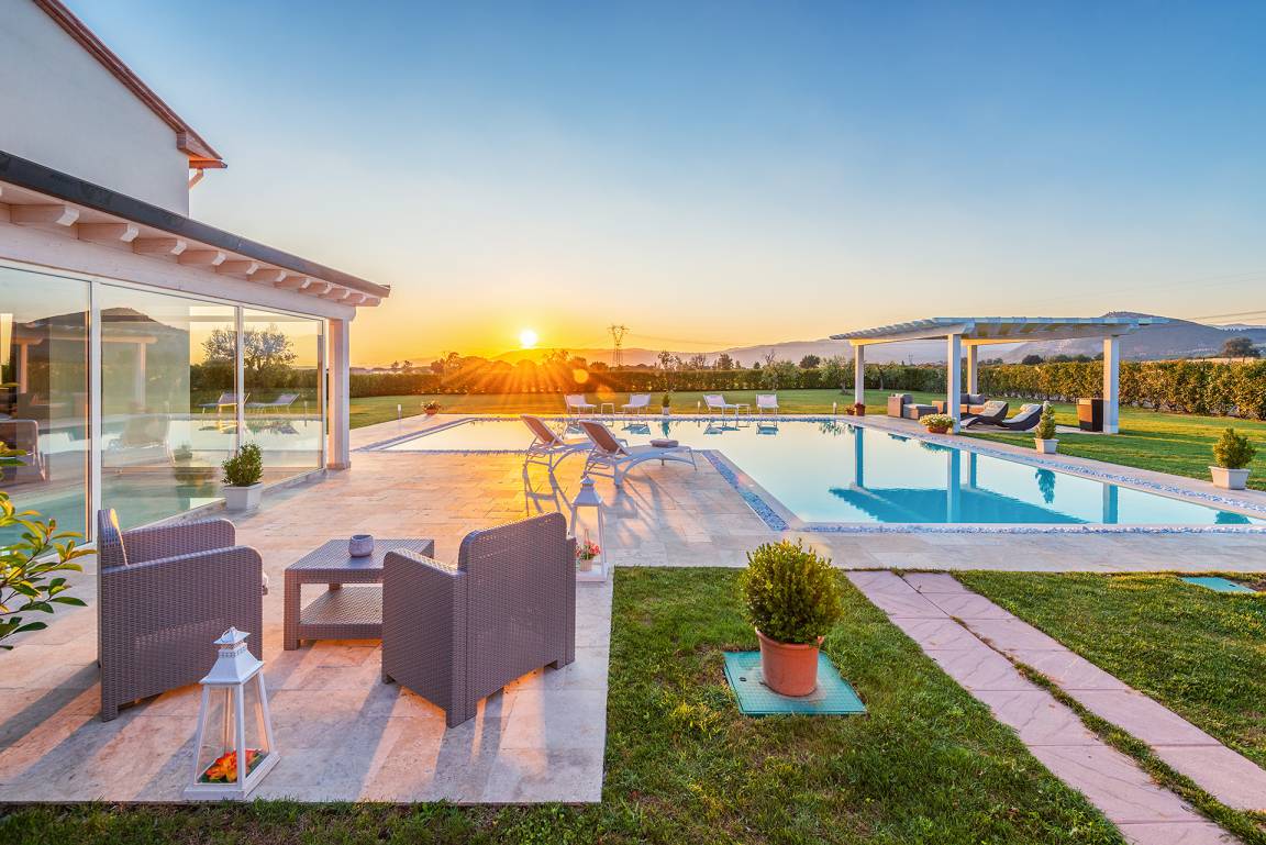 340 M² Villa ∙ 5 Schlafzimmer ∙ 13 Gäste - Pistoia