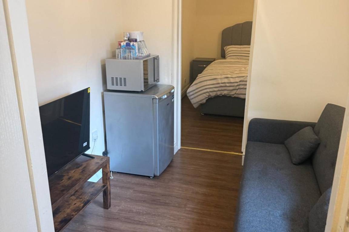 55 M² Apartment ∙ 2 Bedrooms ∙ 4 Guests - Warrington