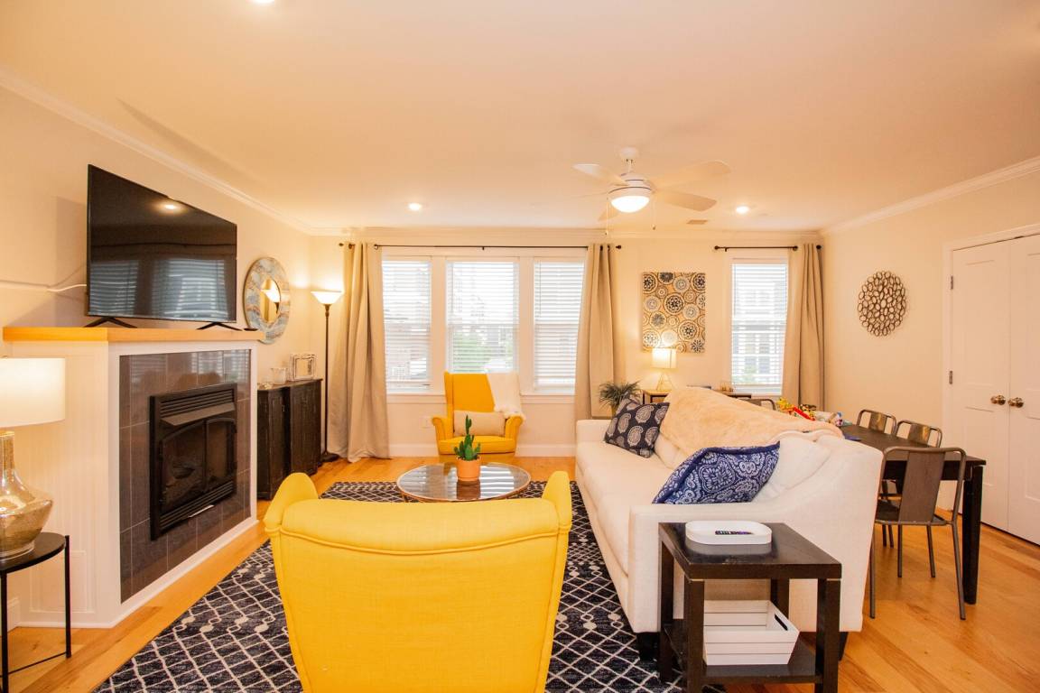 93 M² Apartment ∙ 2 Bedrooms ∙ 4 Guests - Boston, MA