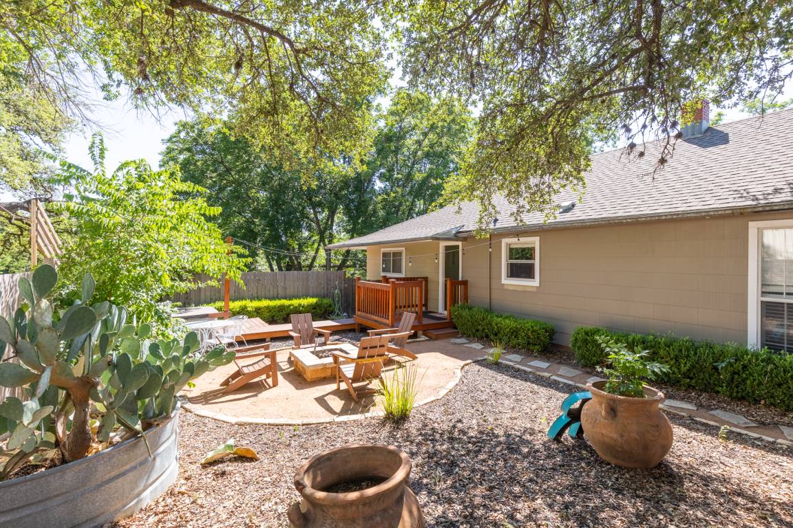 149 M² House ∙ 2 Bedrooms ∙ 6 Guests - Fredericksburg, TX