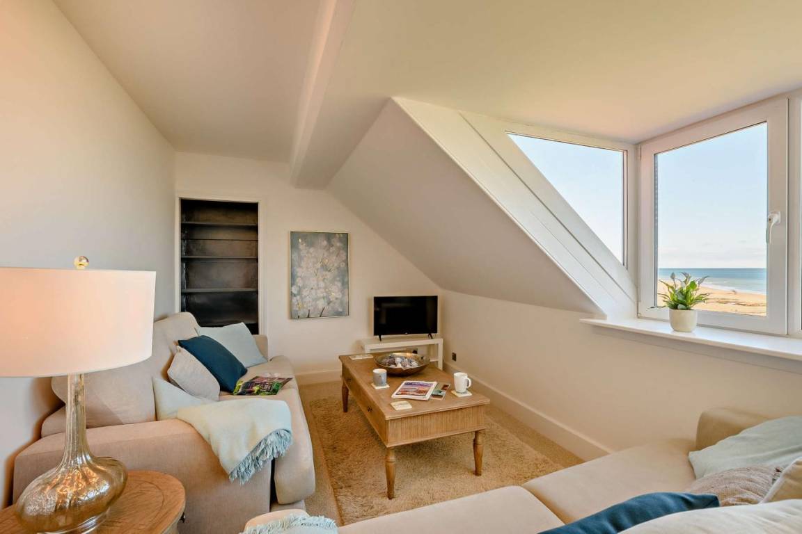 Apartment ∙ 4 Bedrooms ∙ 6 Guests - Seahouses