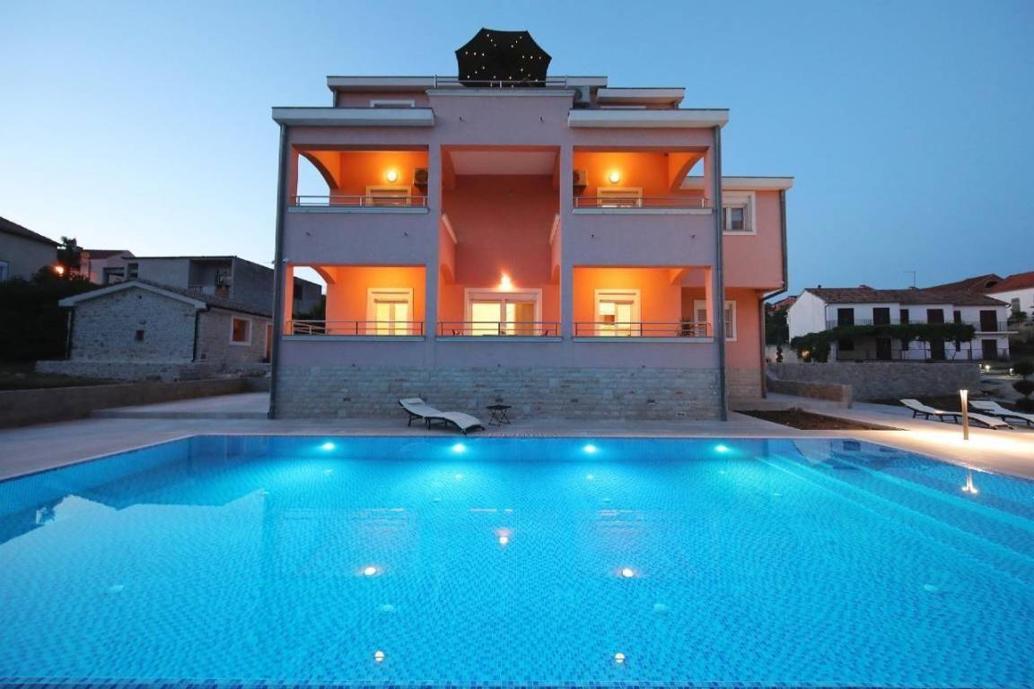46 M² Appartement ∙ 2 Slaapkamers ∙ 4 Gasten - Biograd na Moru